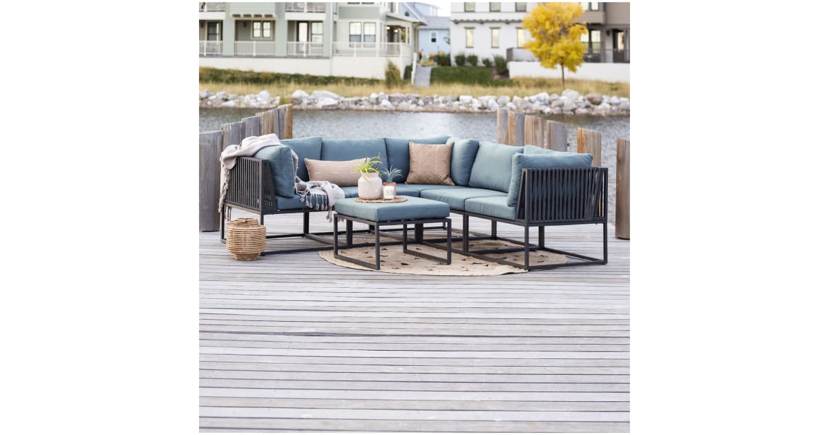 Delacora BDORTRI6PBU Fenwick Isle 6 Piece Outdoor Modular Sectional with Corded Back Accent ...