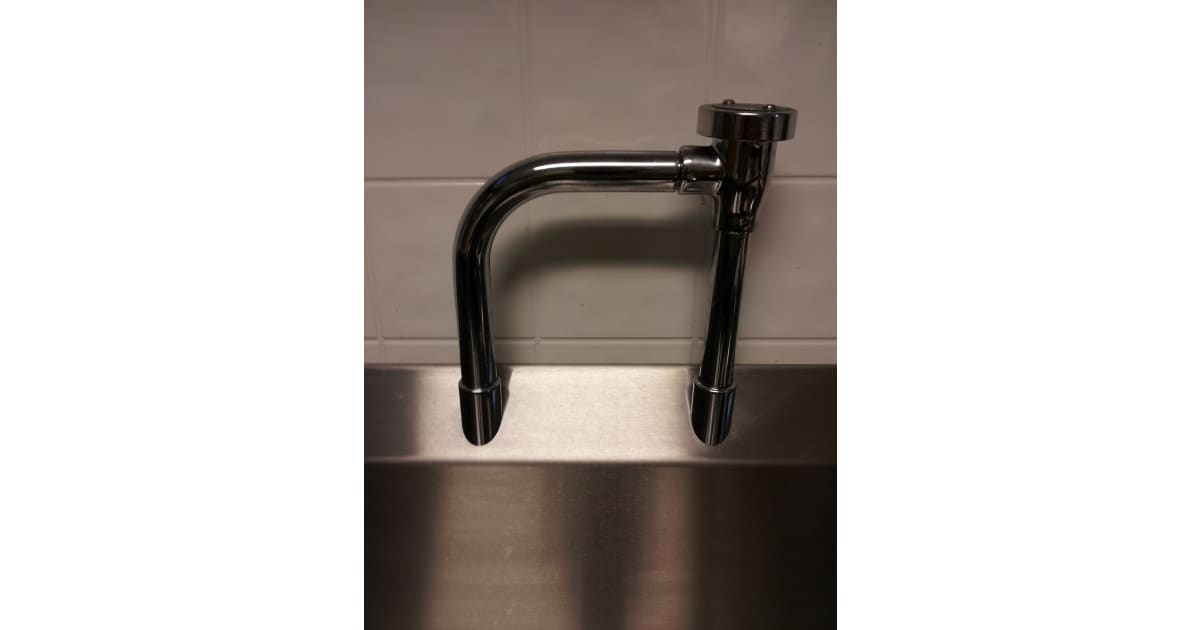 InSinkErator 13412 1/2" Siphon Breaker 45 Degree Includes Chrome Pipe ...