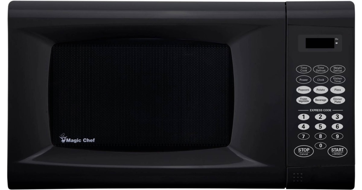 Magic Chef MCM990B 20 Inch Wide 0.9 Cu. Ft. 900 Watt Countertop ...