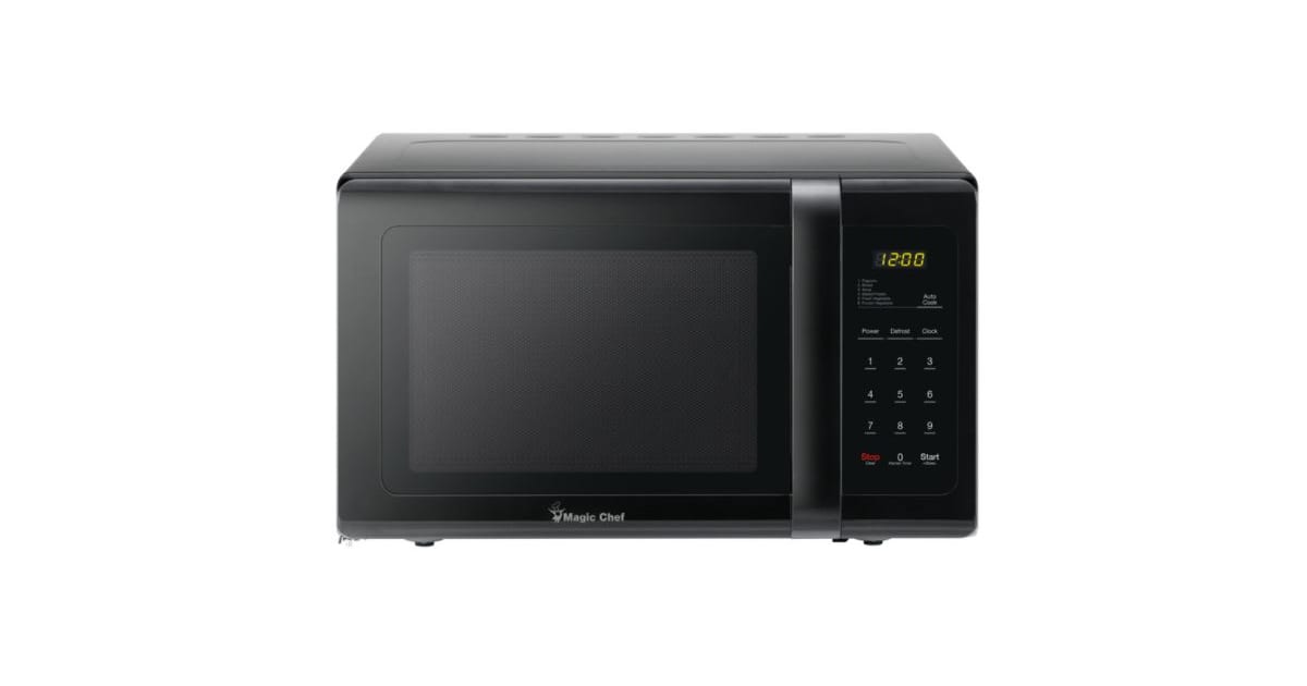 Magic Chef MCD993B 19 Inch Wide 0.9 Cu. Ft. 900 Watt Countertop ...