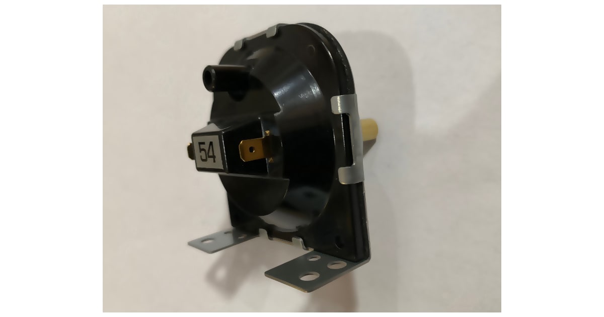 Noritz 1735705-B FFL Wind Pressure Switch | Ferguson Home