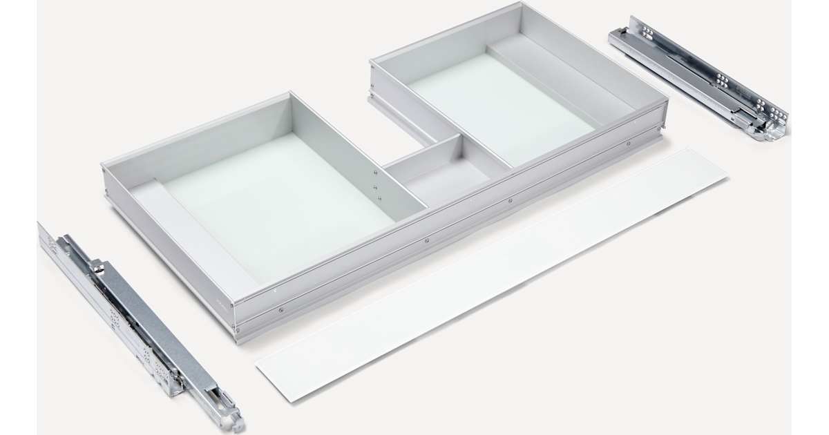 Robern VADRAWER36P 34-3/16" x 3-3/4" x 15-3/8" Plumbing Drawer Insert ...