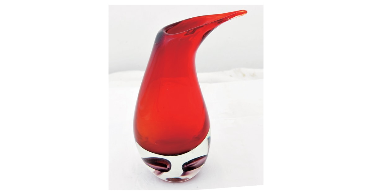 Viz Glass Inc 4923 12" Crimson Rose Vase in Crimson Finish | Ferguson Home